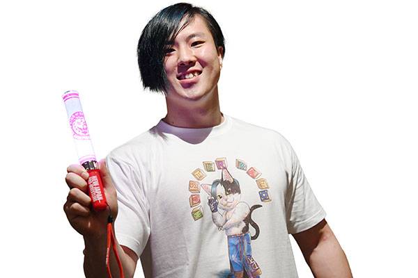 【BOSJ】SHO選手の新作Tシャツ、応援ペンライトが完成！ ｜ 新日本プロレスリング