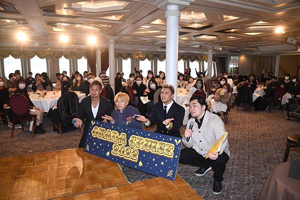 3年ぶりの出航！『OKADA CRUISE 2022』、オカダ船長と矢野選手＆YOSHI-HASHI選手＆YOH選手も乗船で大盛況！【イベント ...