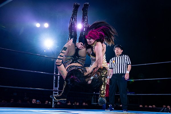 Bea Priestley debuta en NJPW Resurgence 2025 | Superluchas