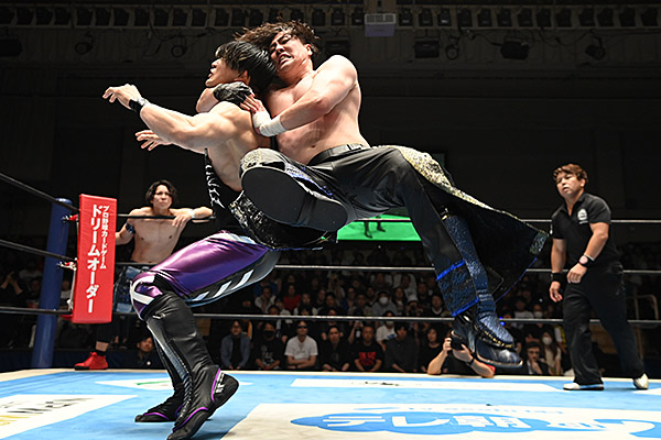 NEW JAPAN PRO-WRESTLING