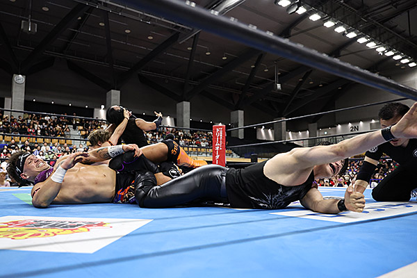 NEW JAPAN PRO-WRESTLING