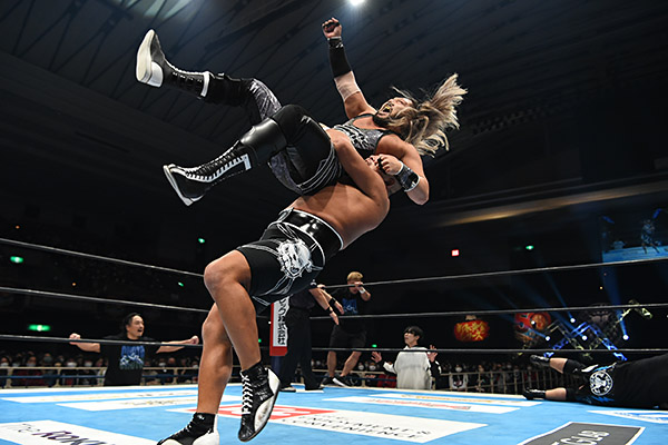 NEW JAPAN PRO-WRESTLING