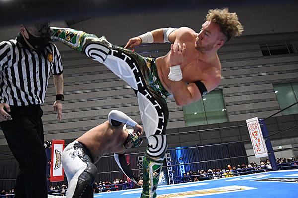 NEW JAPAN PRO-WRESTLING
