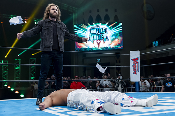 NEW JAPAN PRO-WRESTLING