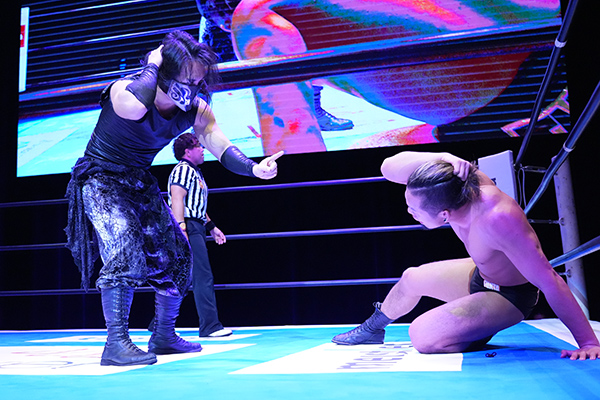 NEW JAPAN PRO-WRESTLING